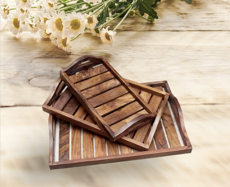 ‘Artisanal Roti Retreat’ Handpainted Sheesham Wood Chapati Box – Graamin